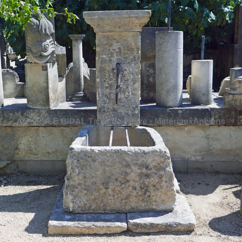 Small fountain with massive trough : fountain for terrace or garden