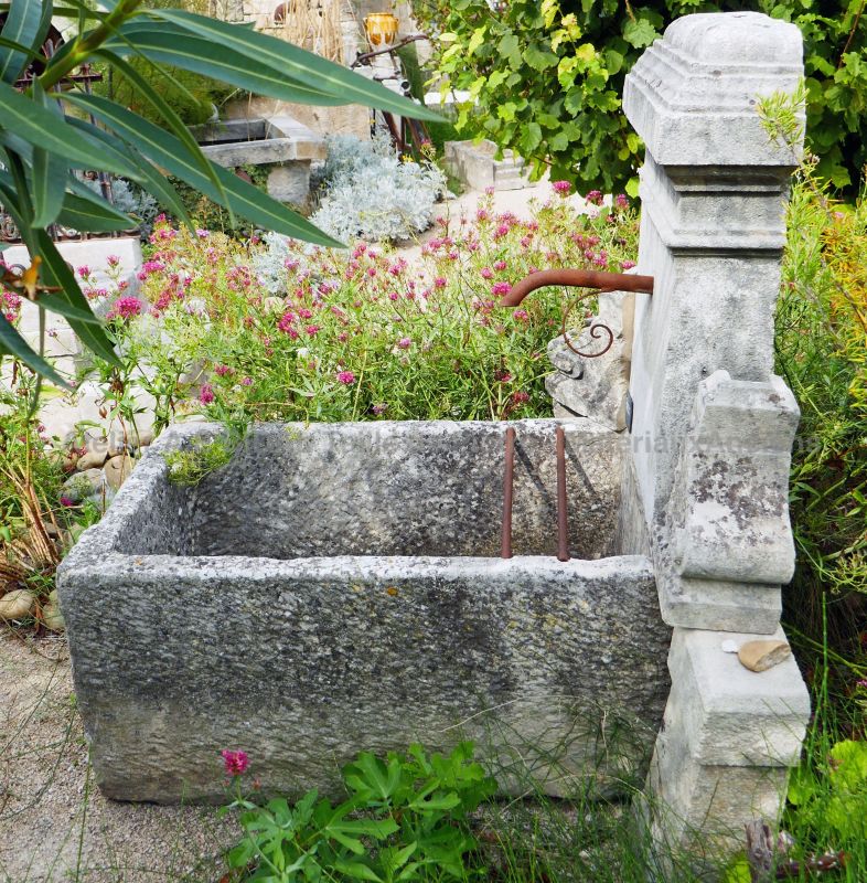 Petite Fontaine De Jardin