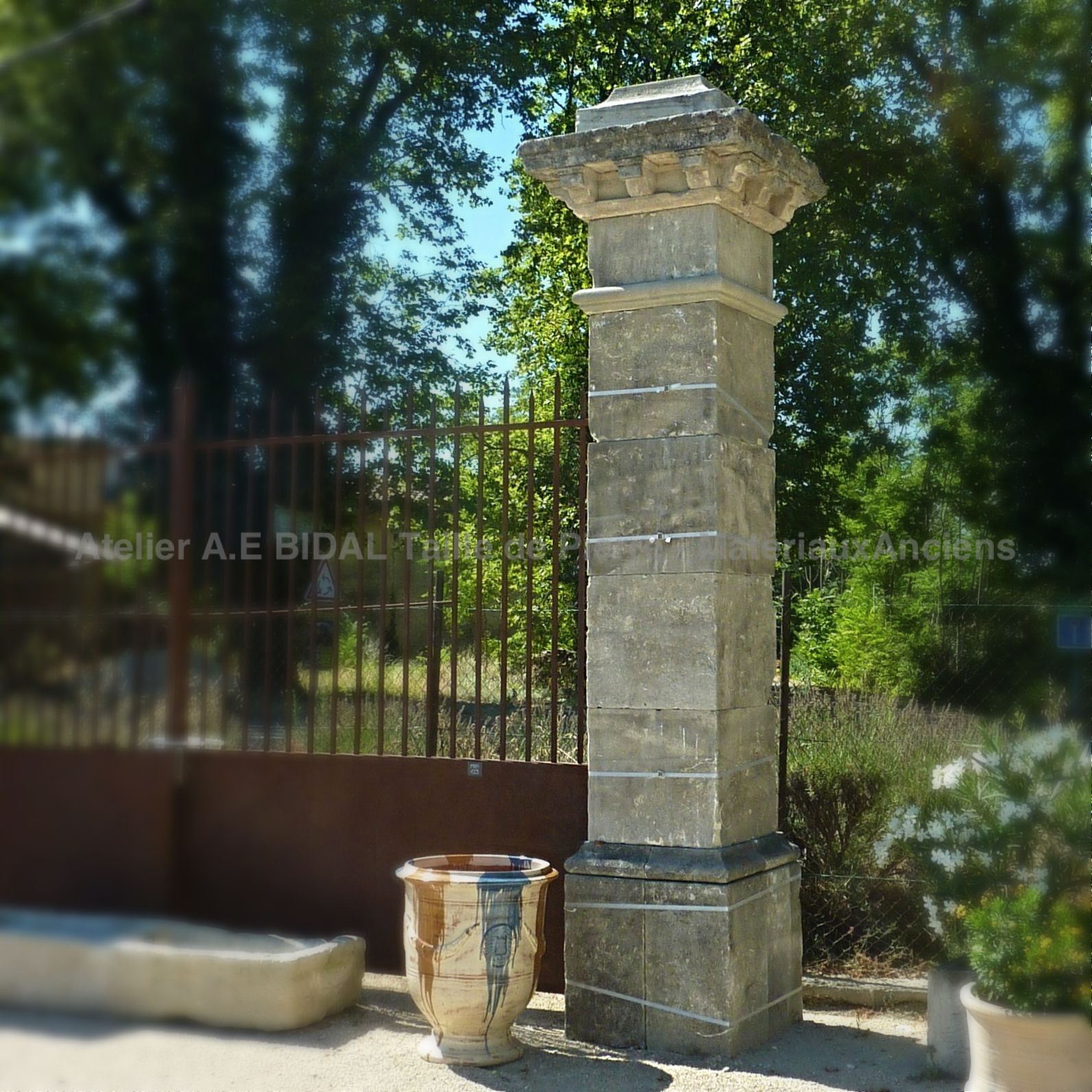 Antique pillar (sold by pair) with beautiful capitals | Stone gatepost