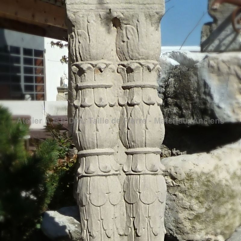 Old sculpted column | Antique garden ornament | Carved stone pillar