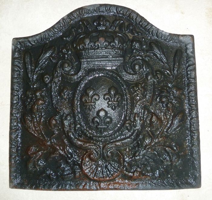 Plaque de fonte : Fleurs de lys et couronne royale
