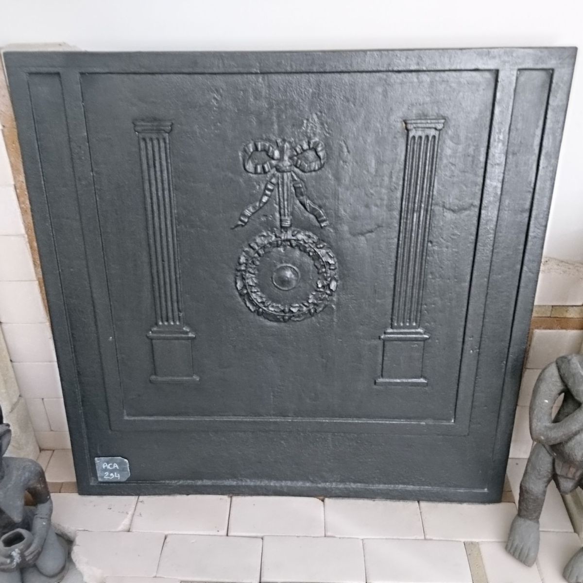 Plaque ancienne en fonte pour cheminée ǀ Grande taque du 19e siècle